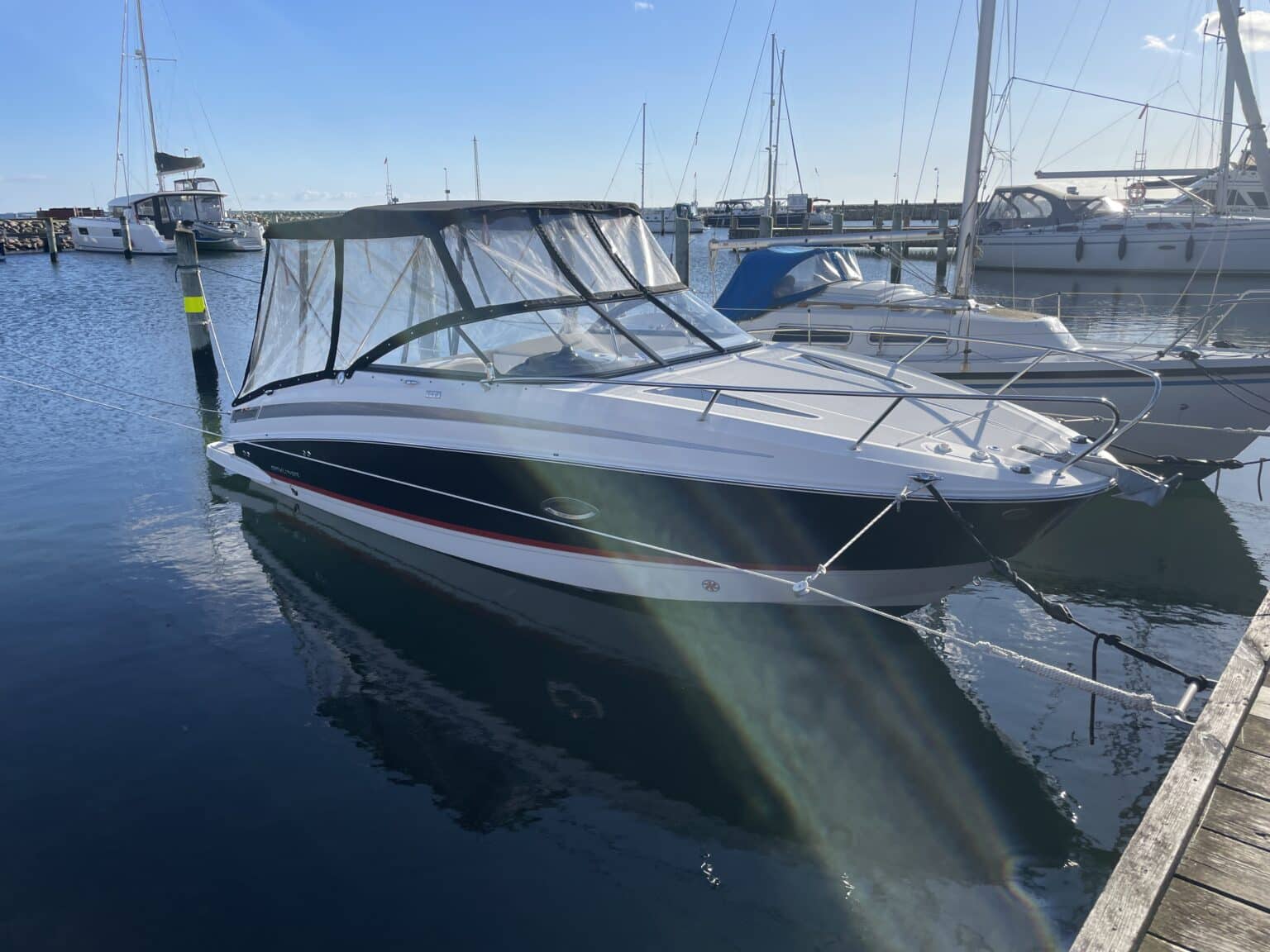 Bayliner 742R Cuddy | Daycruiser TIL SALG | KBM Bådsalg